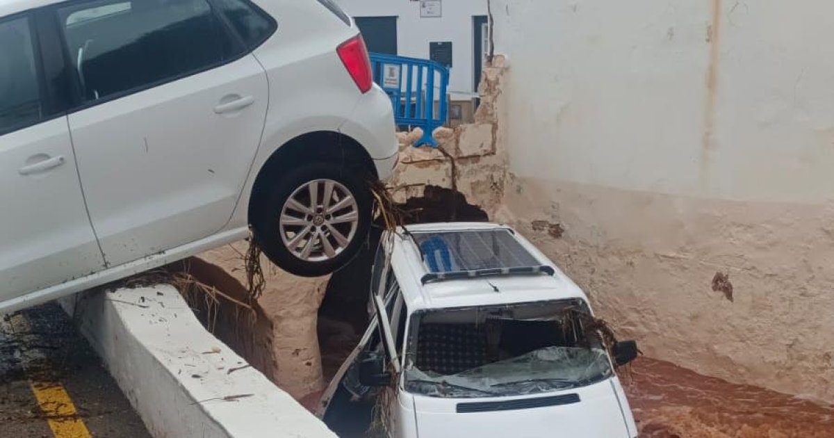 El temporal DANA destrossa el poble d'Es Mercadal a Menorca