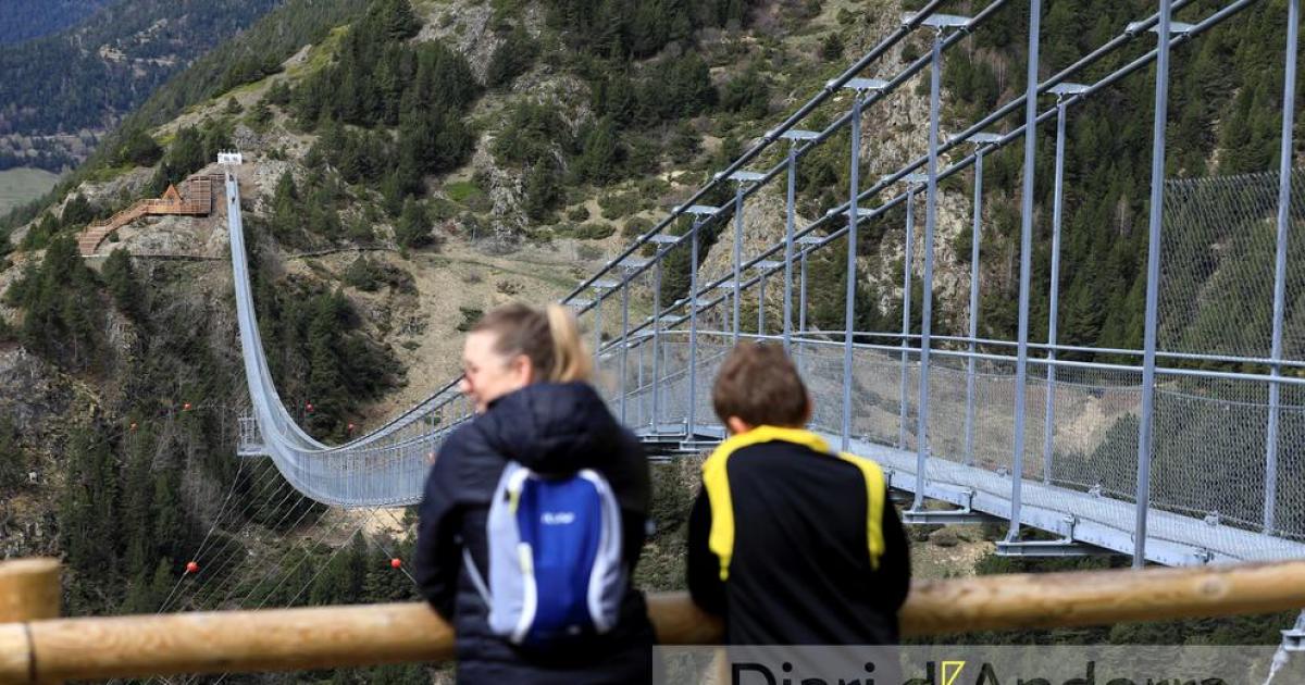 El pont tibetà podria obrir en dies fora de temporada
