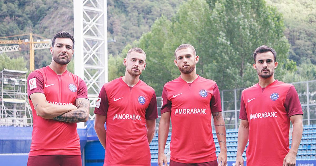 El vermell per a la tercera equipació
