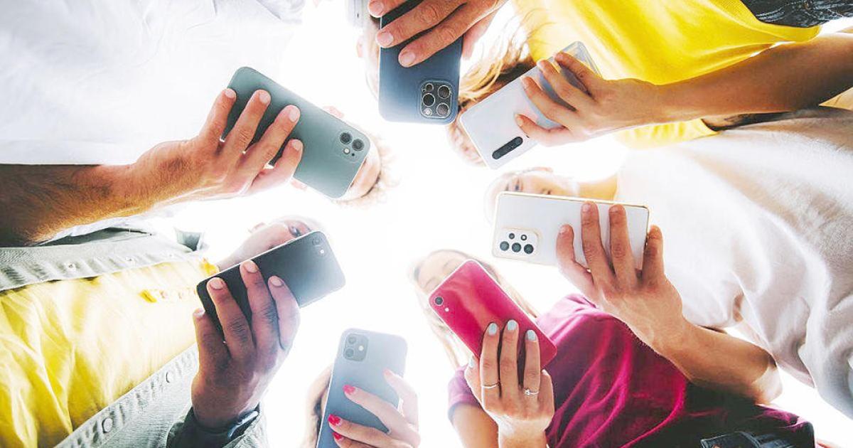 Telèfons mòbils i adolescents