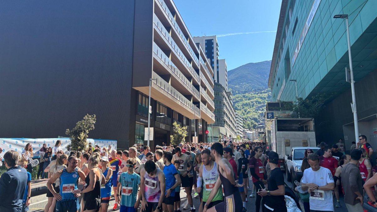3800 persones han participat en la cursa popular de la Illa Carlemany