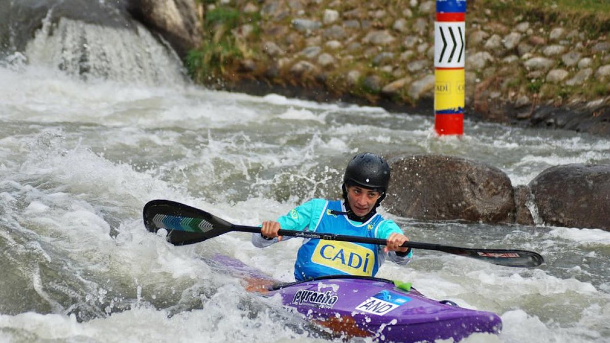 Victòria de Mònica Doria en caiac extrem a la Copa Pirineus a la Seu d ...