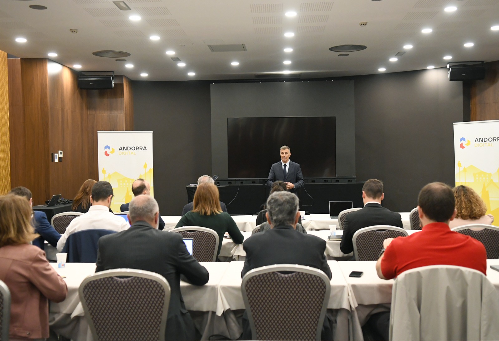 Andorra Digital i Mastercard impulsen nous sistemes de pagament