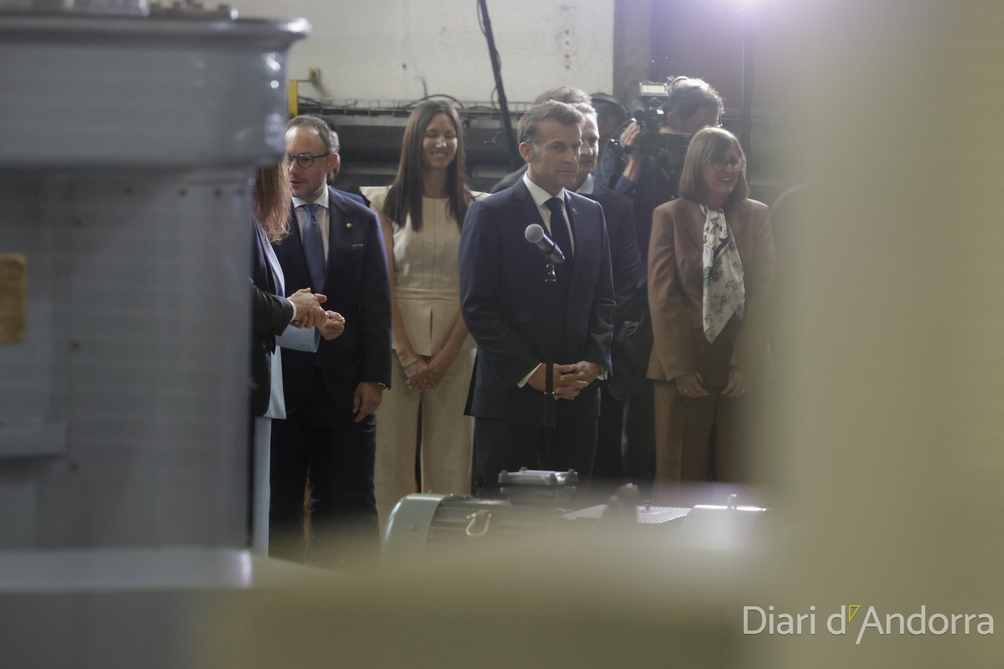 El Copríncep francès d'Andorra, Emmanuel Macron, insta a accelerar el ...