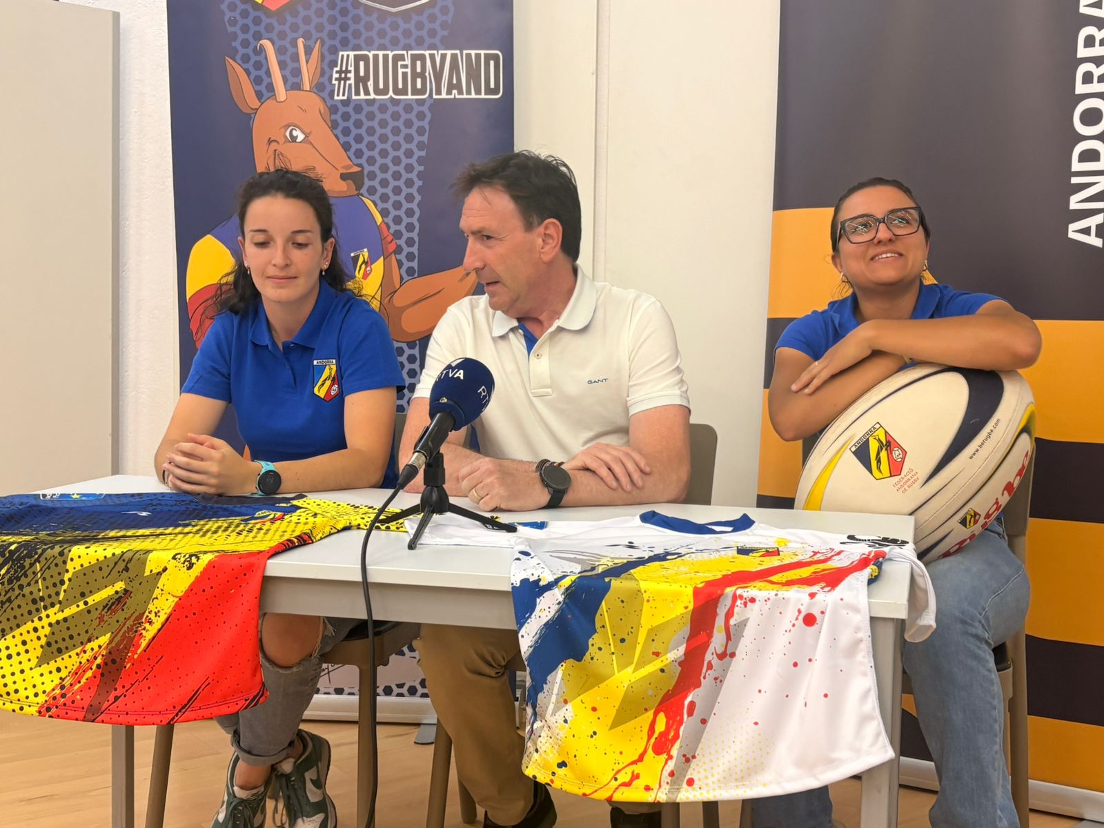 La selecció femenina de rugbi d'Andorra afronta a Makarska la primera ...